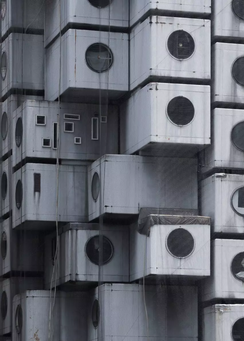 Nakagin Capsule Tower အနီး