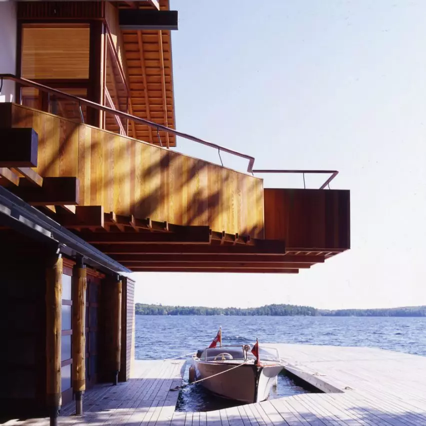 Бродски дом во Мускока, езерото Мускока