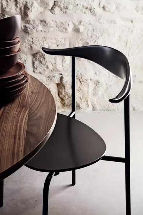 Carl Hansen na Son wanamweka Hans J. Wegners mwenyekiti wa CH88 katika uzalishaji