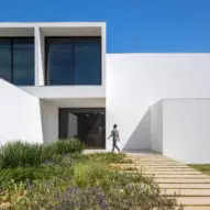 House of Courtyards av Bloco Arquitetos