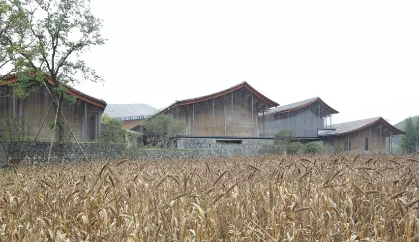 Lin'an History Museum naAmateur Architecture Studio