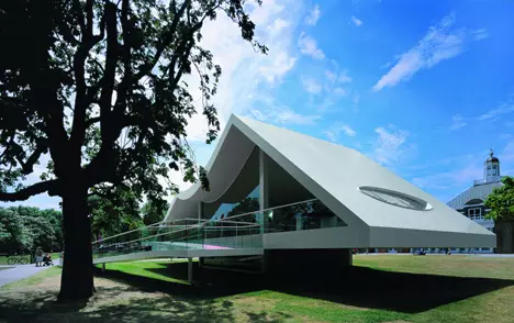 Serpentine Gallery Pavilion 2003 pa Oscar Niemeyer