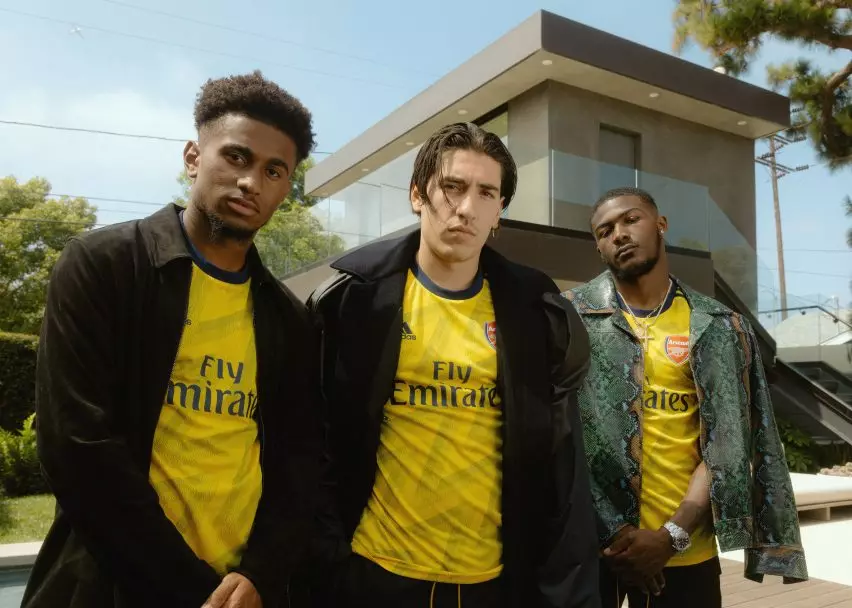 Bhanana rakapwanyika - Arsenal away kit yemwaka wa2019/20