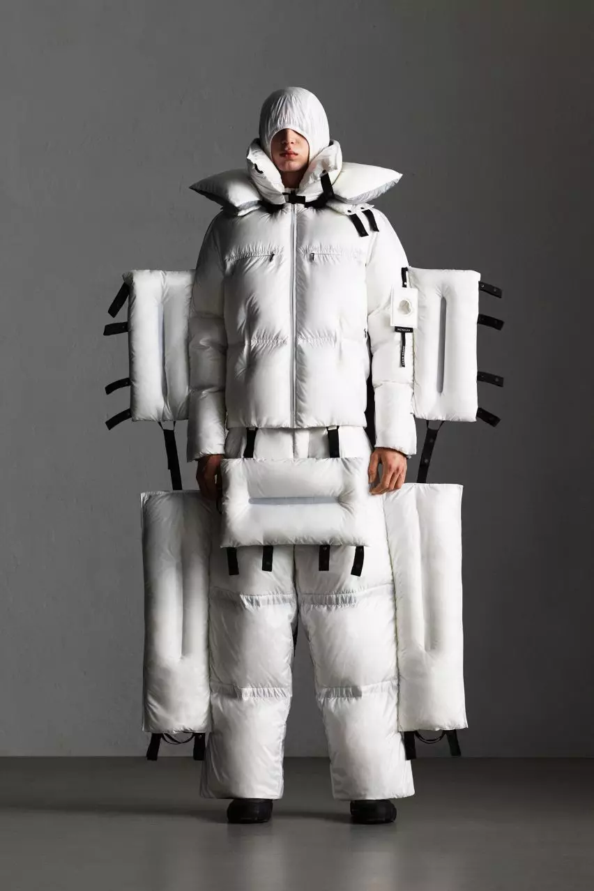 Craig Green's Moncler Genius kincê puffer dikare mîna kîsê xewê were gêr kirin