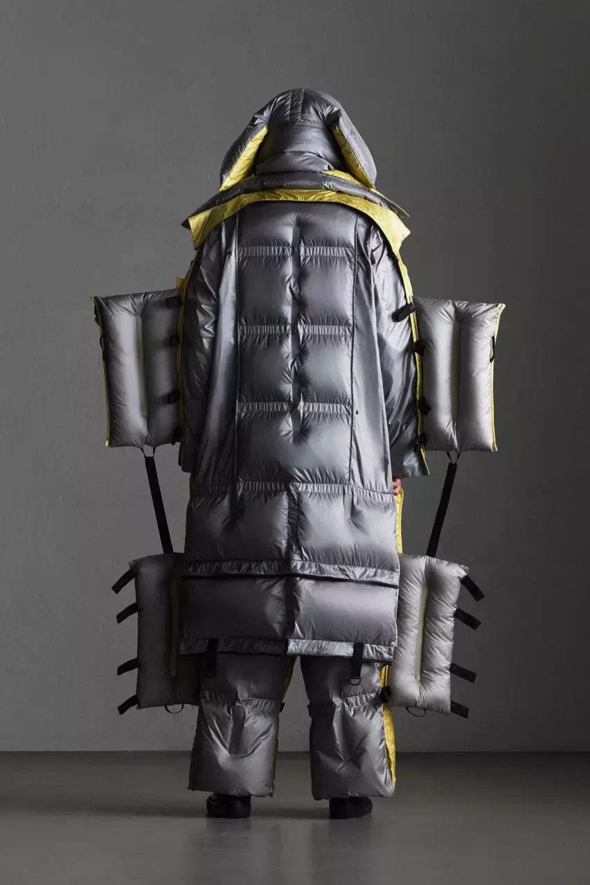 Craig Green's Moncler Genius kincê puffer dikare mîna kîsê xewê were gêr kirin