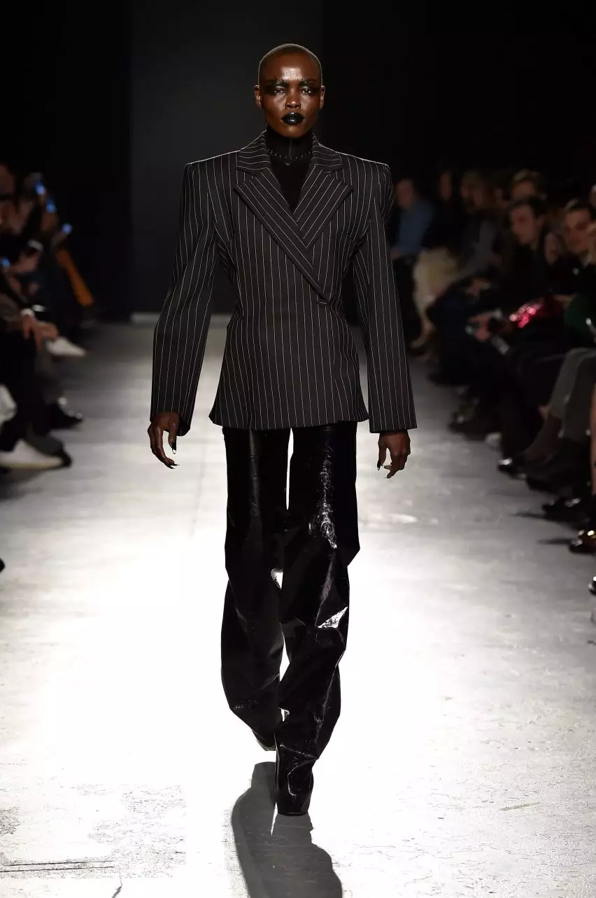 Gareth Pugh revisits 1980s kakuatan ganti baju jeung koleksi panganyarna 29216_3