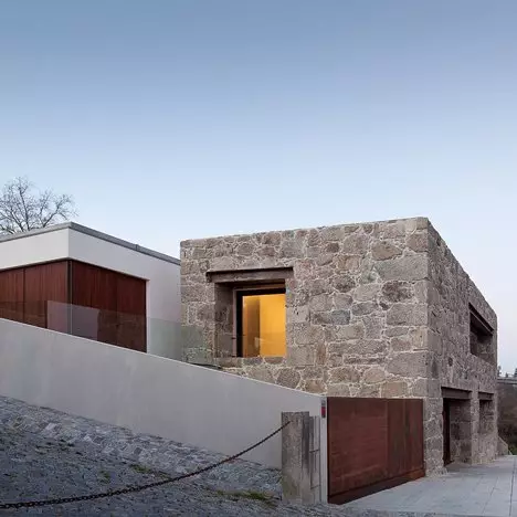 I-RM House e-Felgueiras yi-FCC Arquitectura