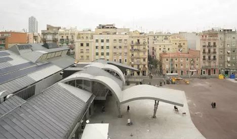 Barceloneta Market los ntawm Mias Architects