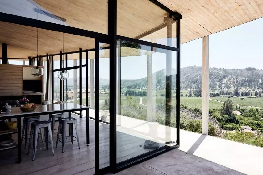 Alvano yRiquelmeArchitectsによるCasa14