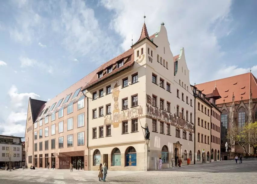 Exterior da sede da Câmara de Comércio e Indústria de Nuremberg