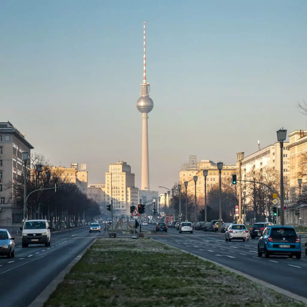 Berlin Bierger proposéieren Gesetz fir Autoen aus Stadzentrum ze verbidden