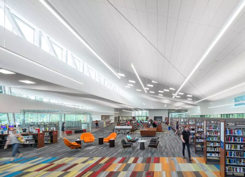 Biblioteka Publike Falas e Louisville nga MSR Design dhe JRA Architects