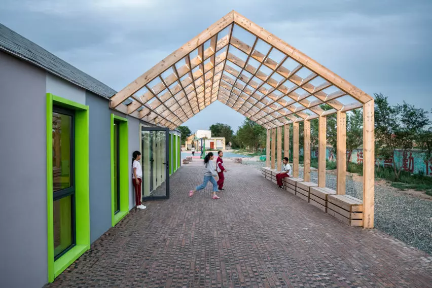 Huxia Star Library av Dots Architects