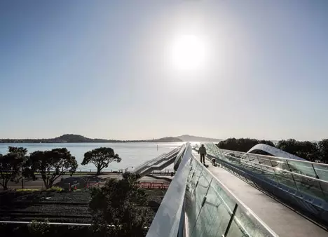 „Point Resolution Bridge“, autorius Warren & Mahoney