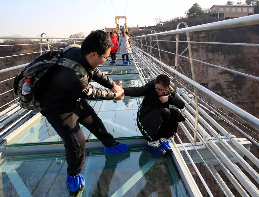 Скляний міст в Китаї