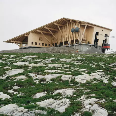 Bwyty mynydd Chäserrugg Toggenburg gan Herzog & de Meuron