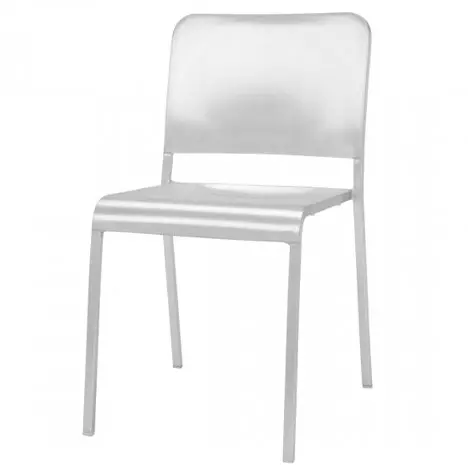 כיסא 20-06 של נורמן פוסטר עבור Emeco