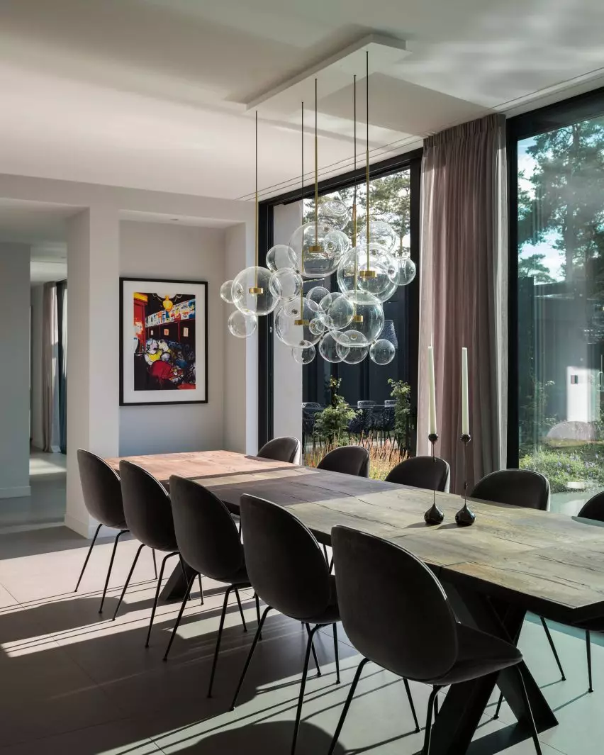اتاق ناهار خوری ویلا تنیس وگن اثر Johan Sundberg Arkitektur