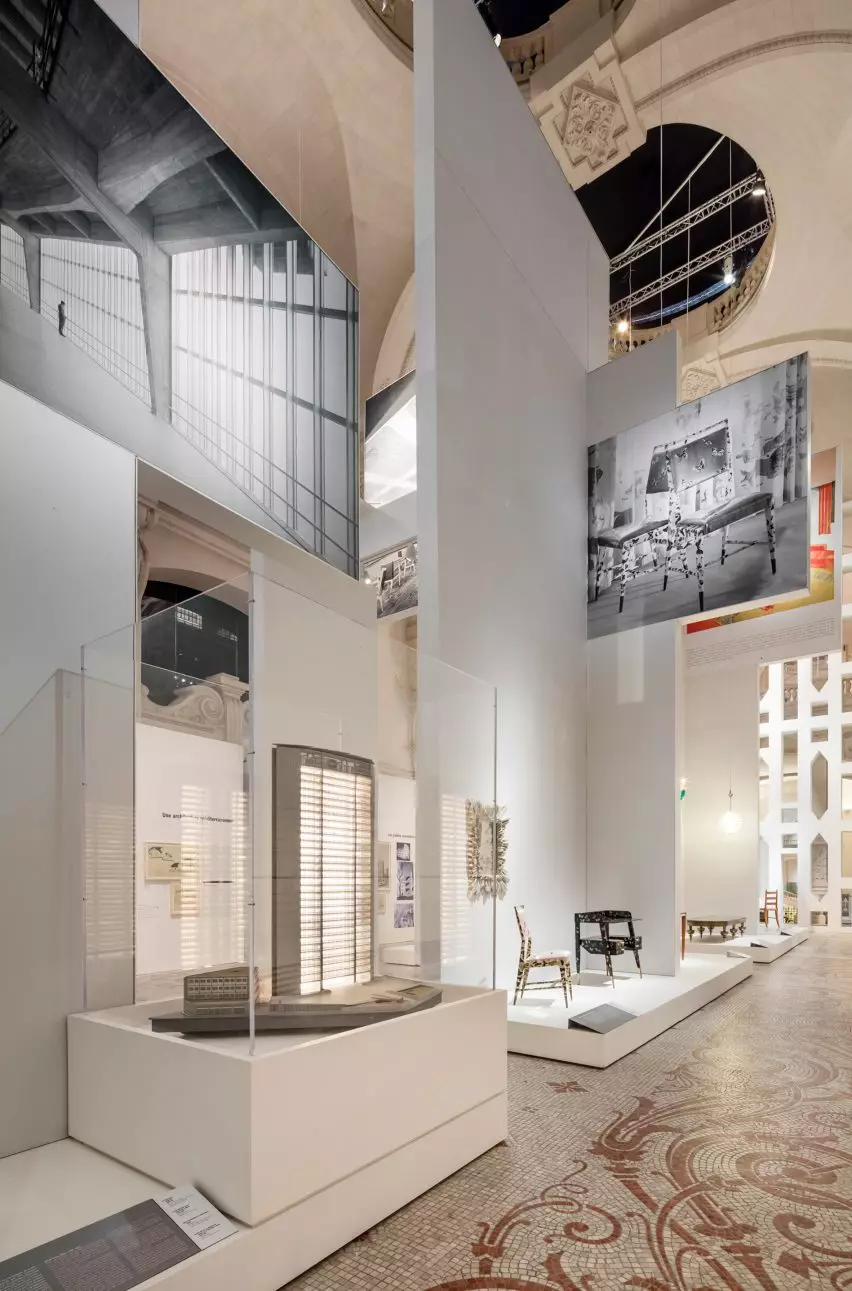 Gio Ponti-uitstalling Musee des Arts Decoratifs