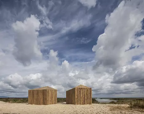 Cabanas no Rio de Aires Mateus