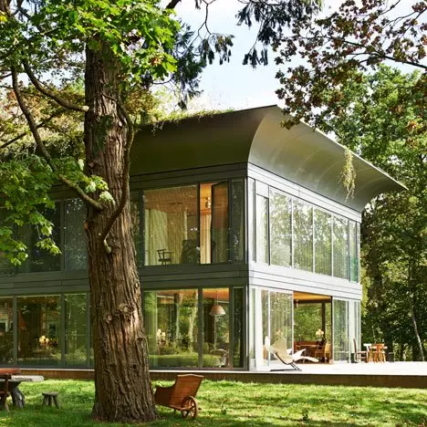 บ้าน PATH โดย Philippe Starck และ Riko
