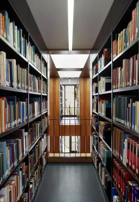 マックス・ダドラーによるフォルクヴァング図書館