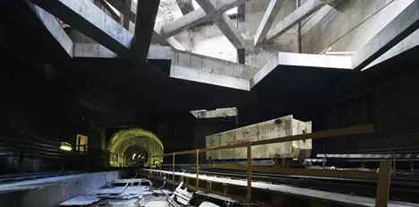 Fővám tér por Spora Architects