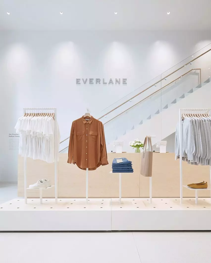 Κατάστημα Everlane Williamsburg στο Μπρούκλιν