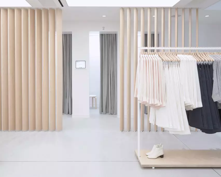 Everlane Williamsburg chitoro muBrooklyn