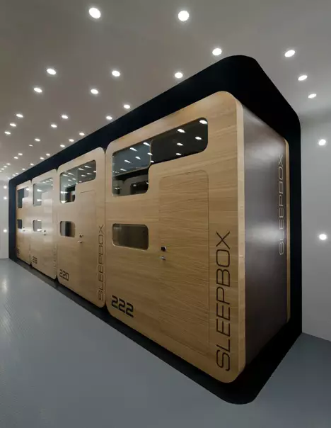 Sleepbox Hotel Tverskaya oleh Arch Group