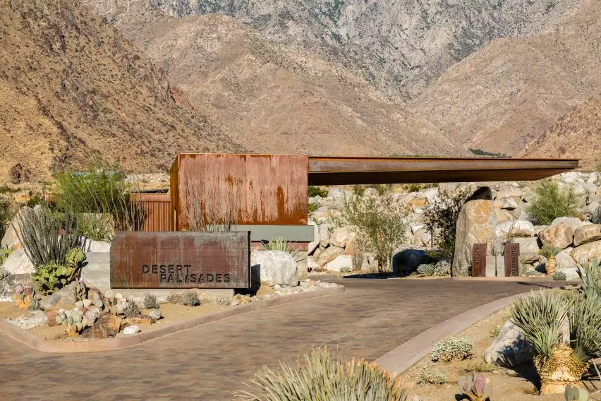 Studio AR+D tərəfindən Desert Palisades Guardhouse