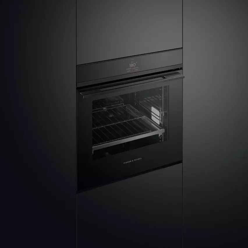 Fisher & Paykel'den Dokunmatik Ekranlı Fırın