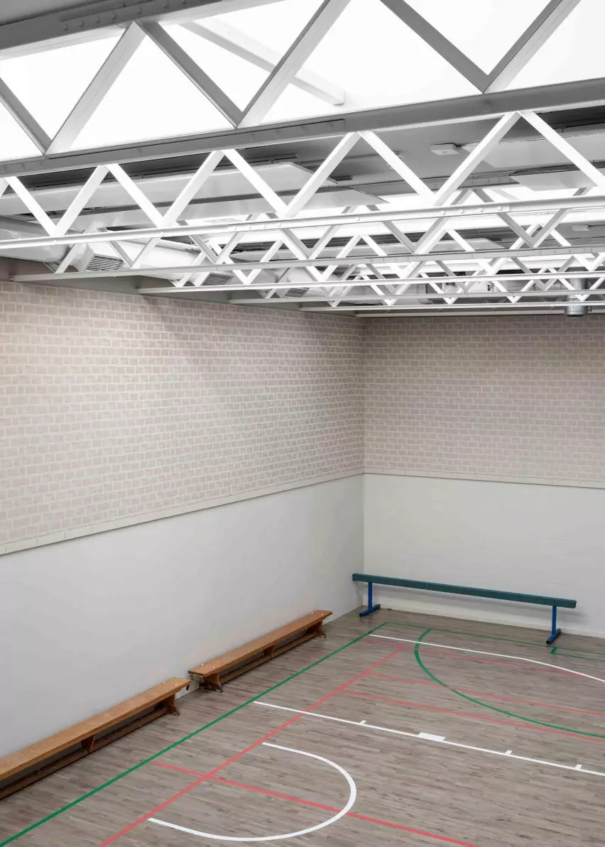 Basement gymnasium sa Holborn House