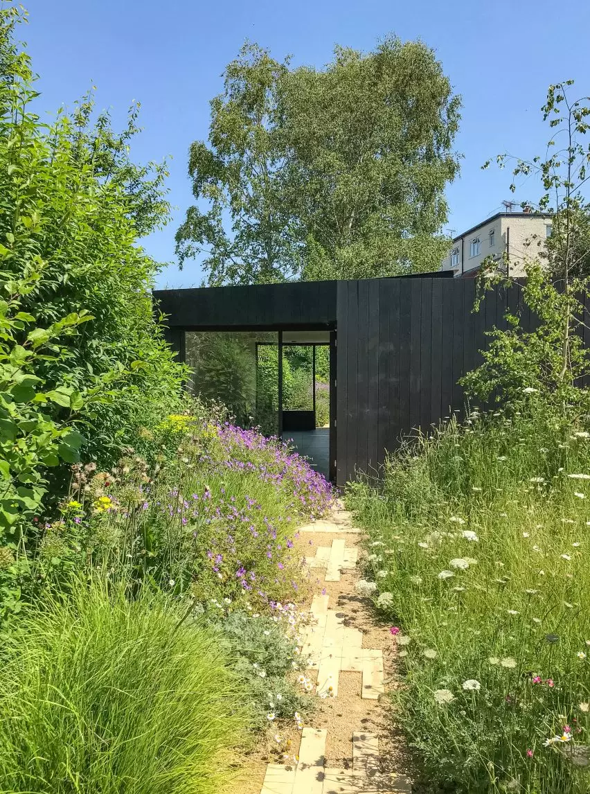 Inzu na sauna muri Cambridge na Neil Dusheiko Abubatsi