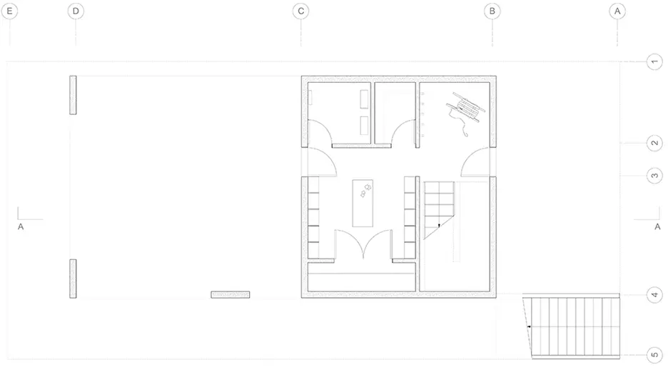 Ground floor plan ng Trollhus ni Mork Ulnes sa California, USA