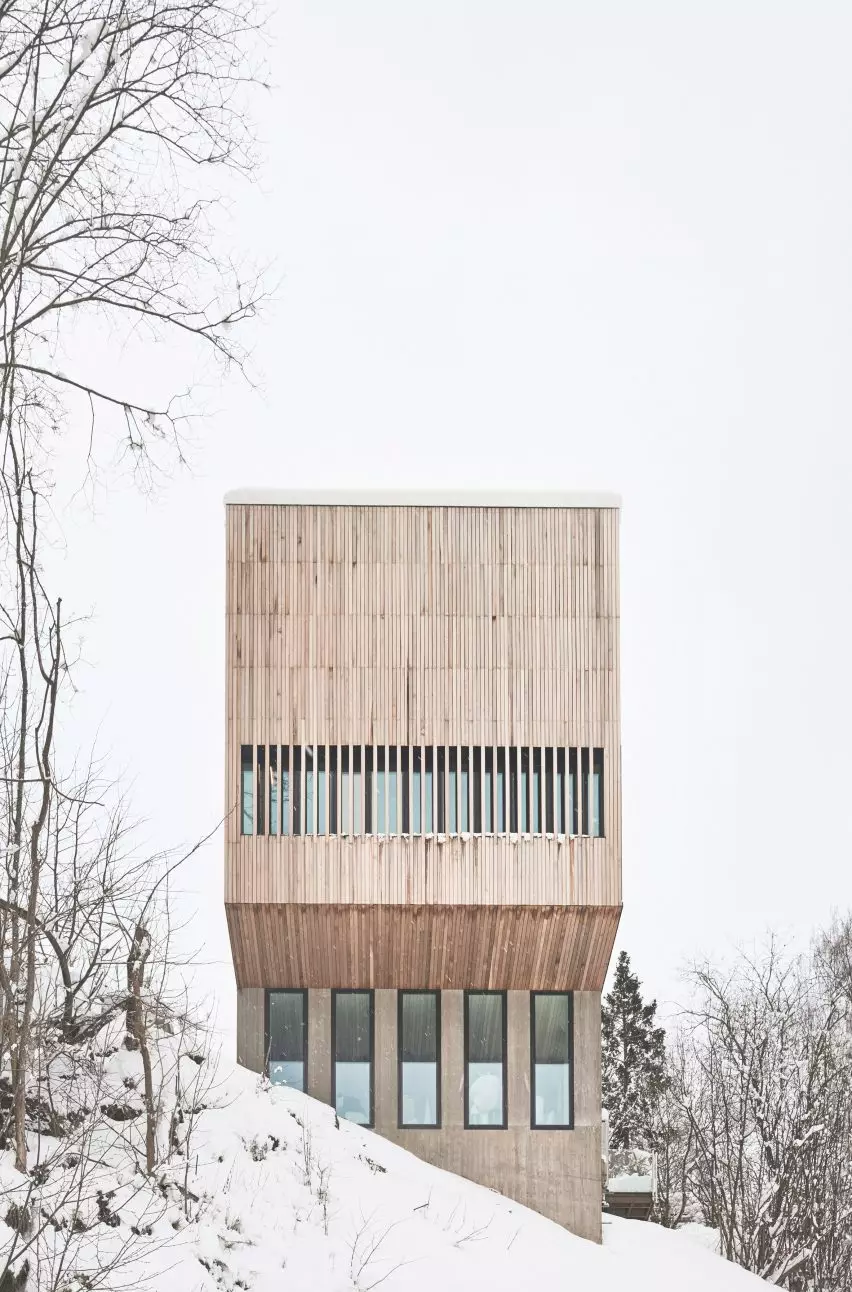 Maison deux en un par Reiulf Ramstad