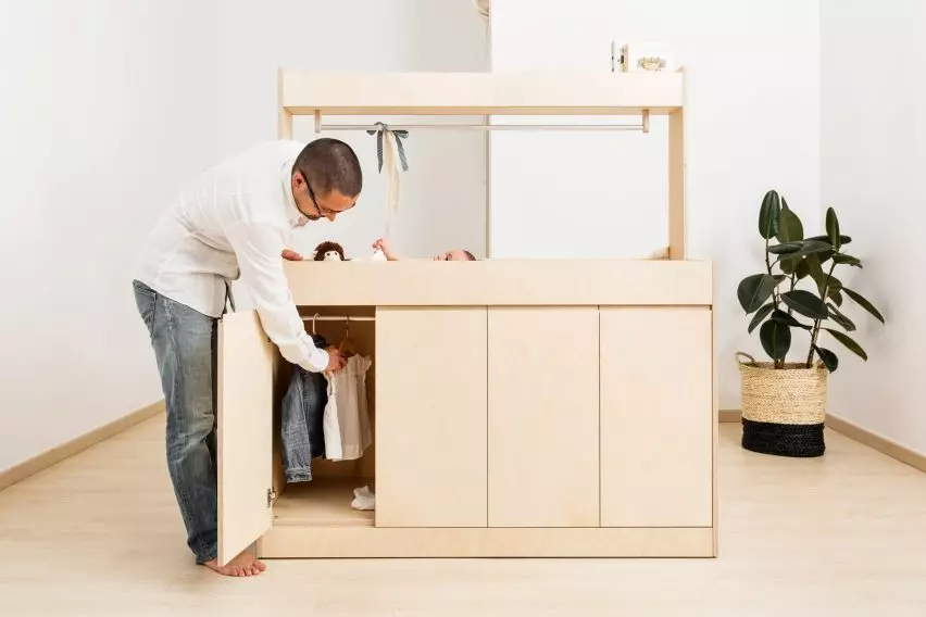 teehee-kids-furniture-europe-plywood-textiles_dezeen_2364_col_9