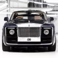 Վերջին Rolls-Royce Phantom-ն իր վահանակում ներառում է արվեստի պատկերասրահ 35718_8