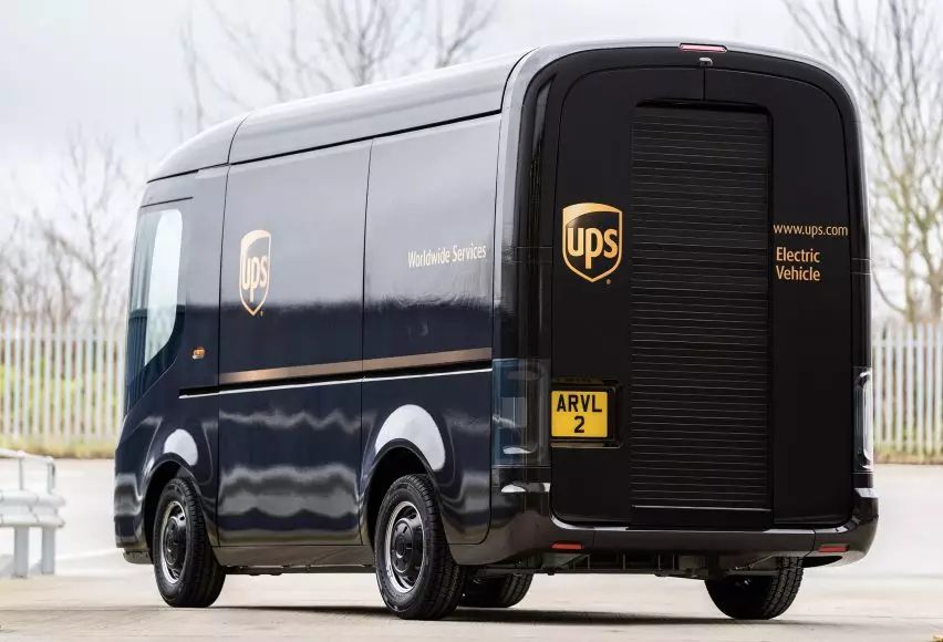 UPS kombiji z električnimi vozili Arrival