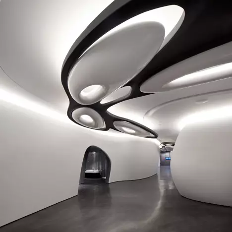 Roca London Gallery minn Zaha Hadid Architects