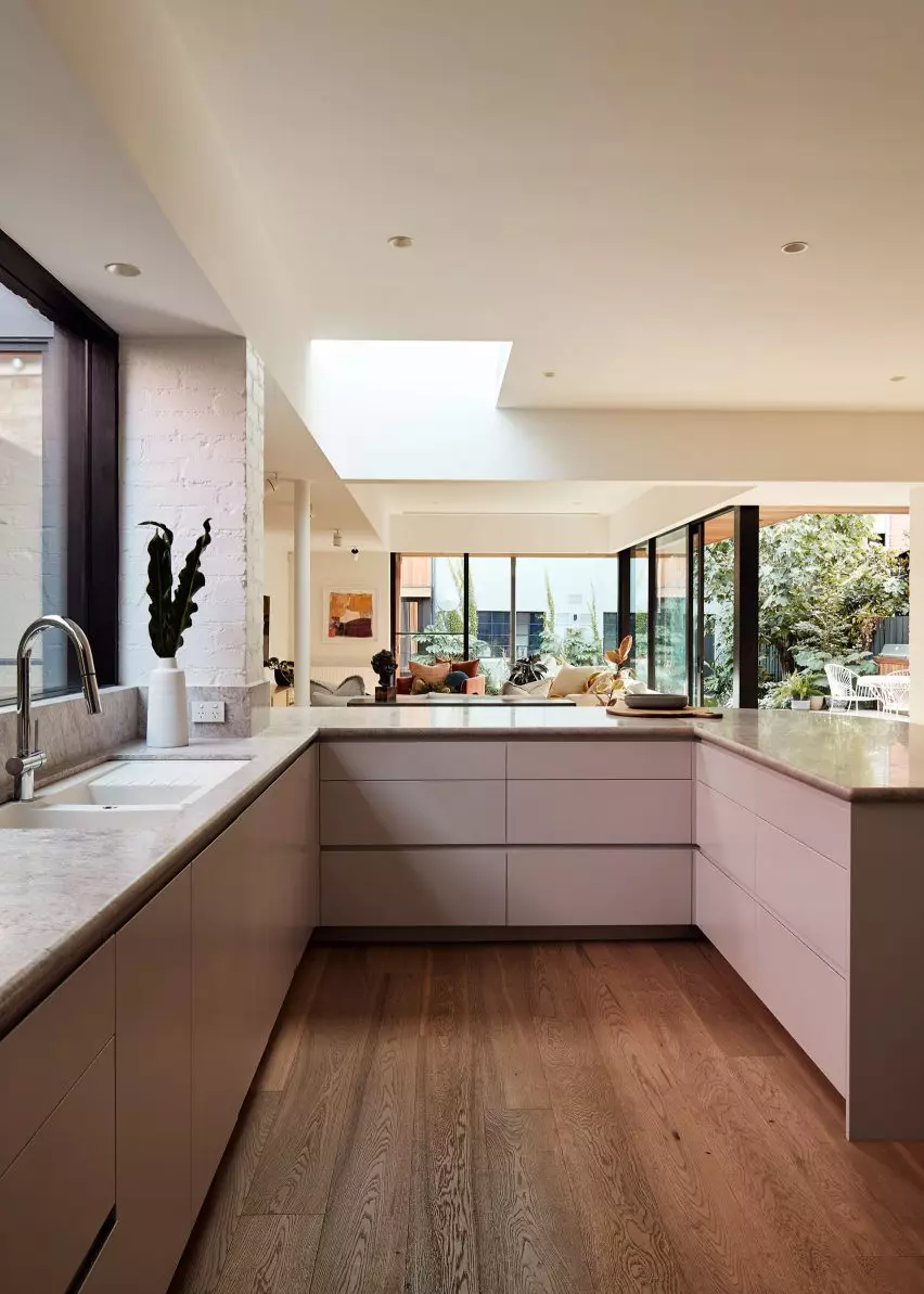 Carlton House troch Reddaway Architects yn Melbourne, Austraalje