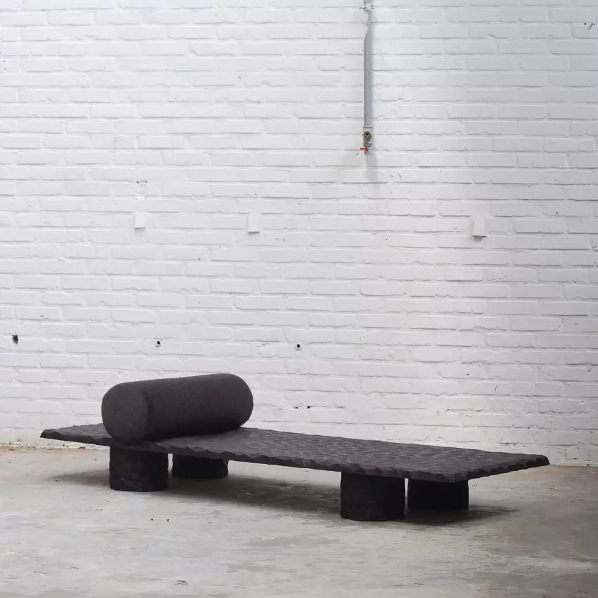 Arquetyping Daybed de Linde Freya Tangelder de Destroyers/Builders