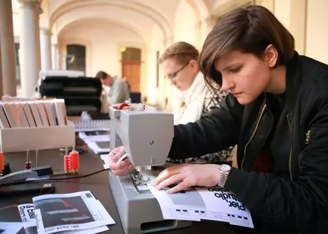 Strah pred zamudo založniškega algoritma v Milanu