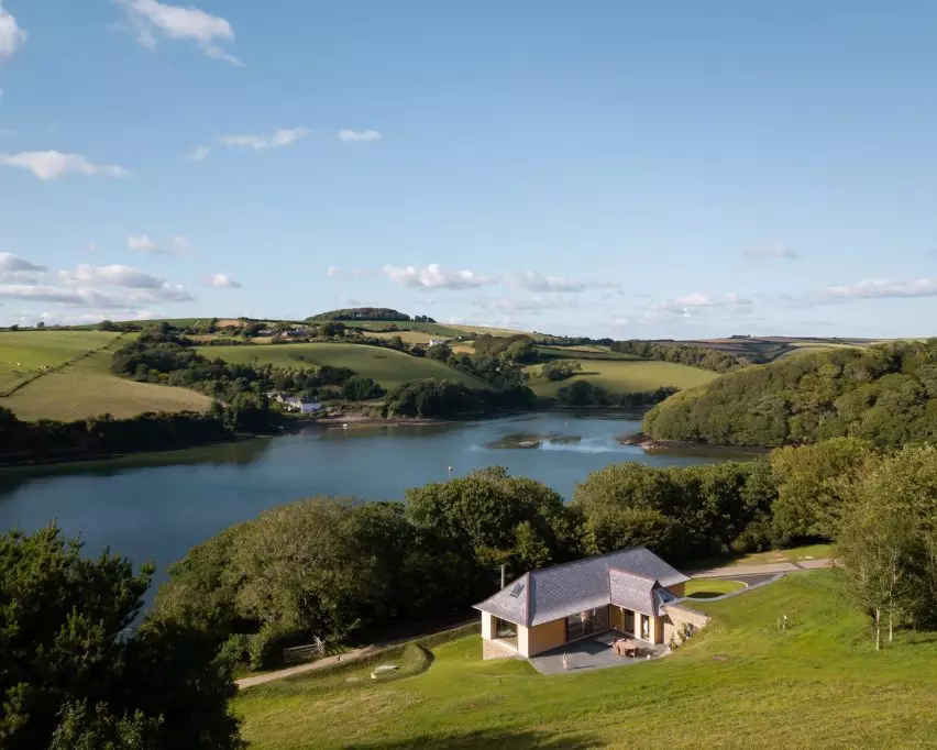 Kuća u području izvanredne prirodne ljepote s pogledom na estuarij Salcombe