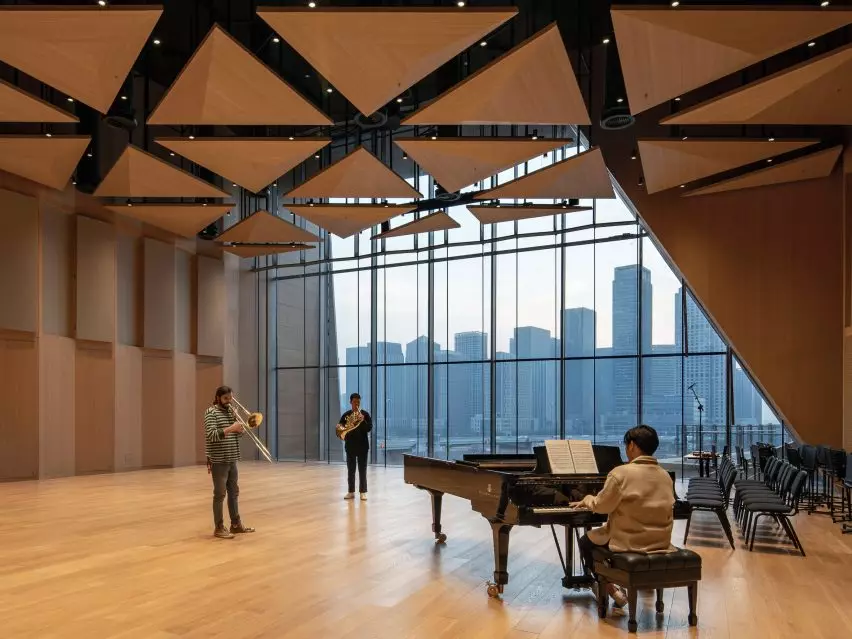 Una sala de ensayo en Tianjin Juilliard School