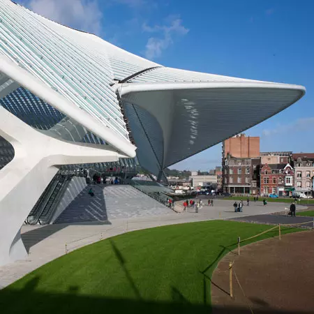 dzn_Liege-Gullemins-station-by-Santiago-Calatrava09