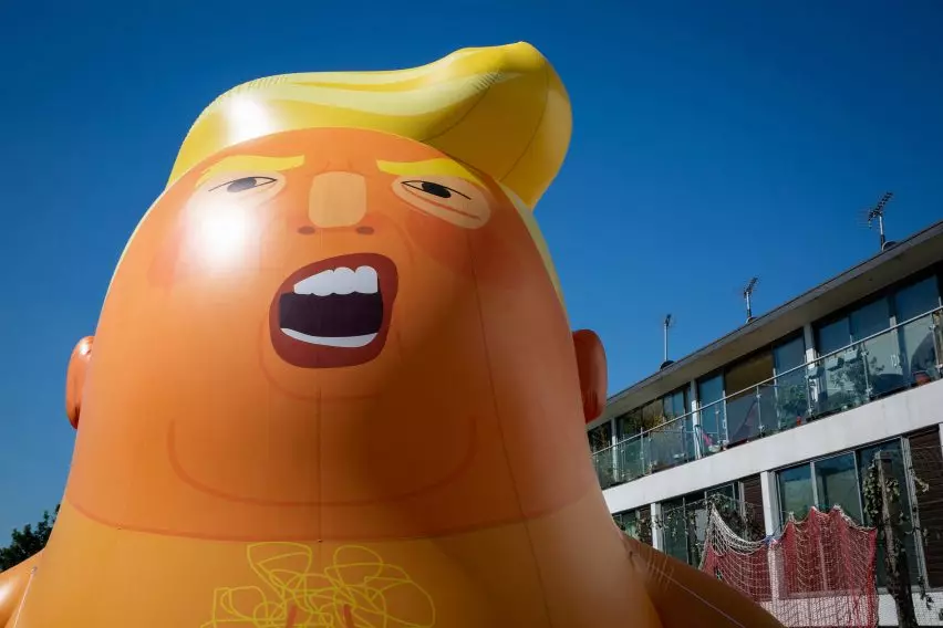 Sadiq Khan anotendera kutiza kwehofori, orenji Trump Baby blimp pamusoro peLondon