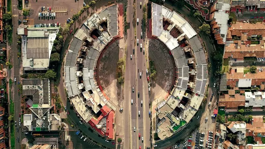 Ang footage sa drone nagtanyag sa aerial vantage sa mga dagkong proyekto sa arkitektura sa Bogotá 38026_3