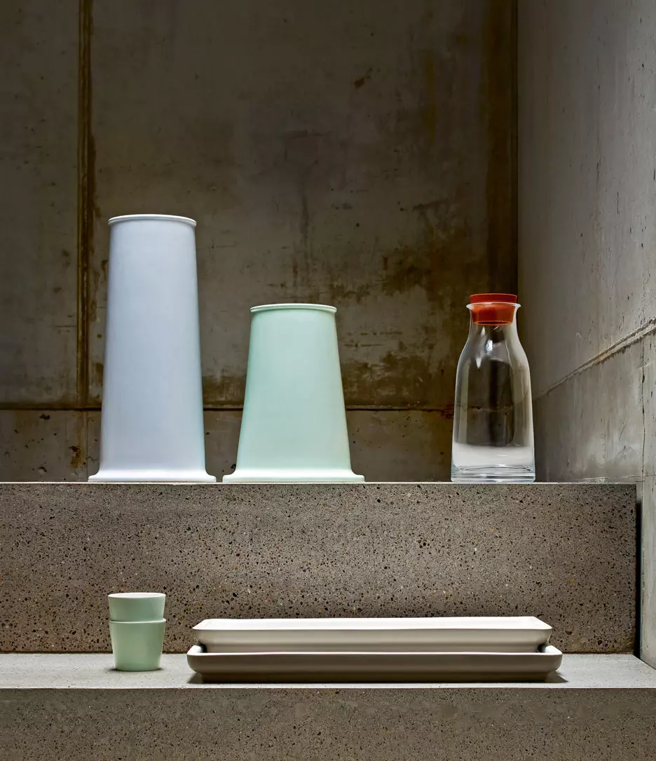 Alessi SS16 සඳහා David Chipperfield සෙරමික්