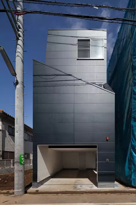Nyumba ku Fukasawa yolembedwa ndi LEVEL Architects